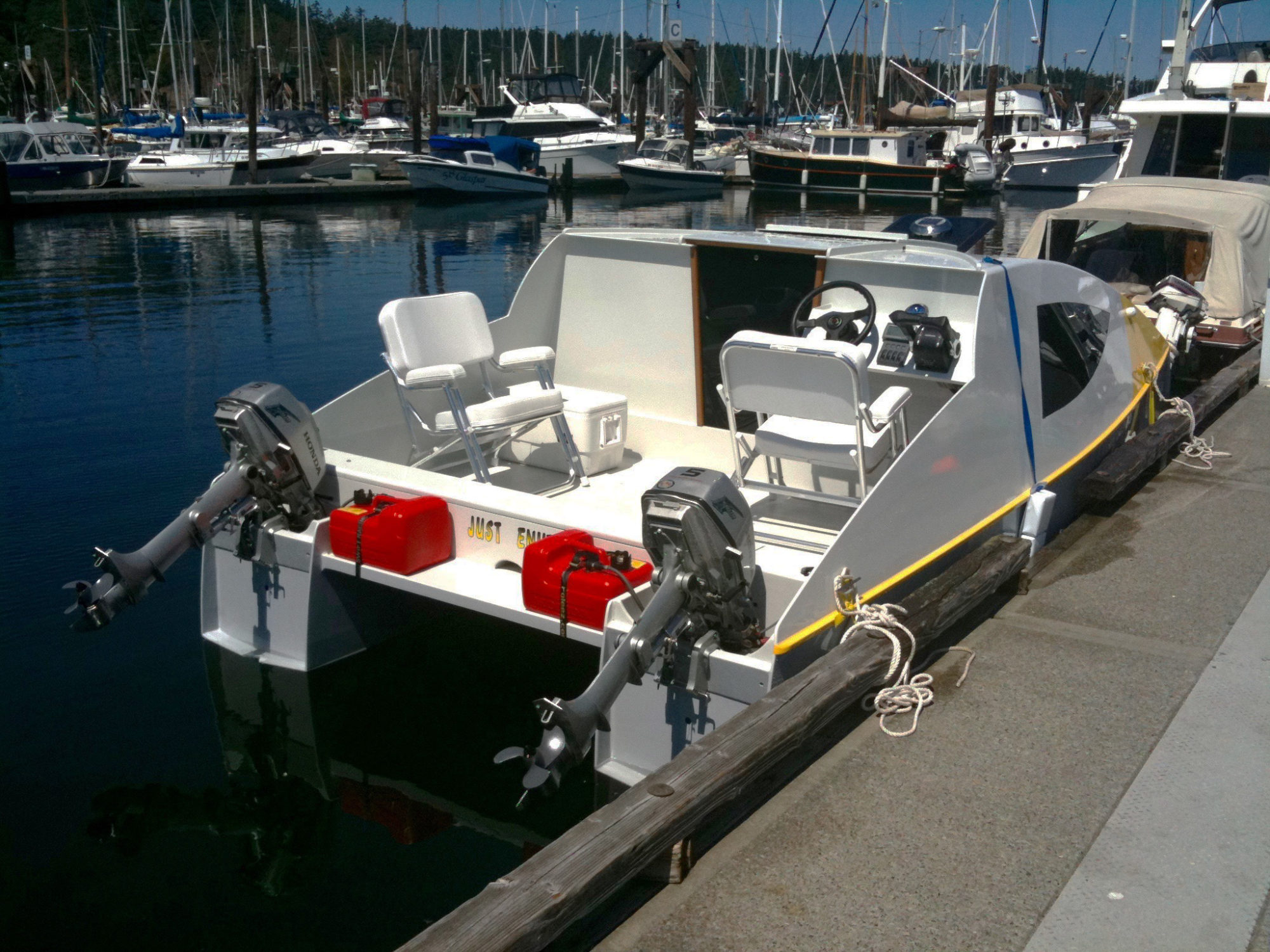 Eco 5 Power Cat | Small Boats
