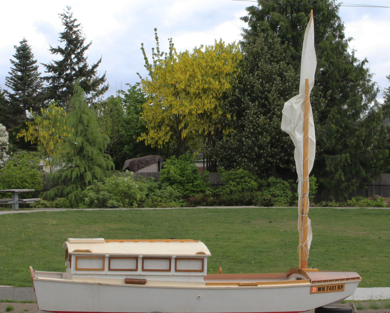 Living with Sprit Sails - Small Boats Magazine