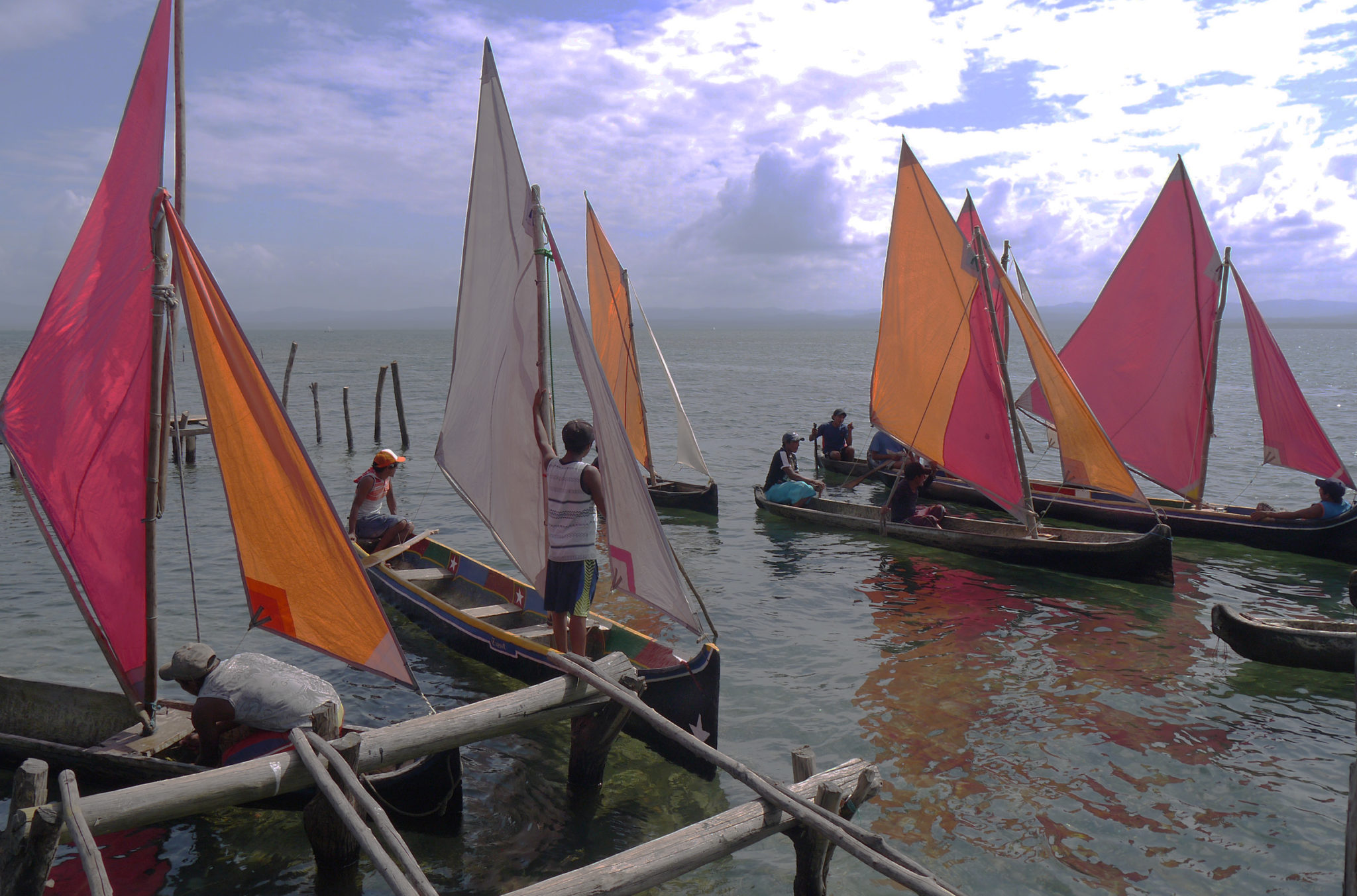 The Canoes of Guna Yala | Small Boats