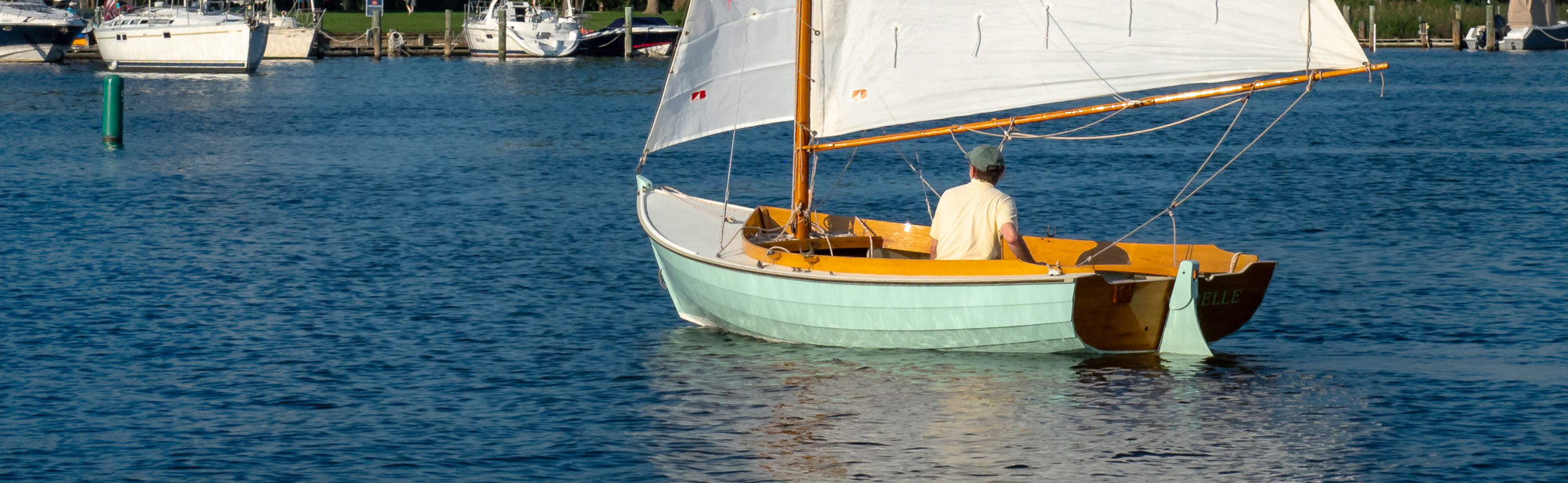 Flat-Bottomed Skiff HERON - Small Boats Magazine