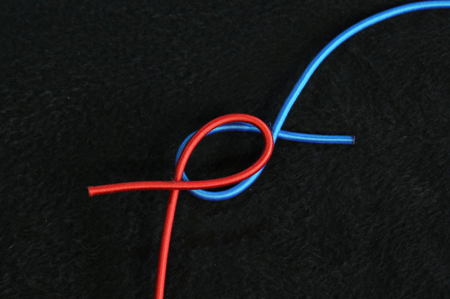Knots and Toggles for Bungee Cord | Small Boats