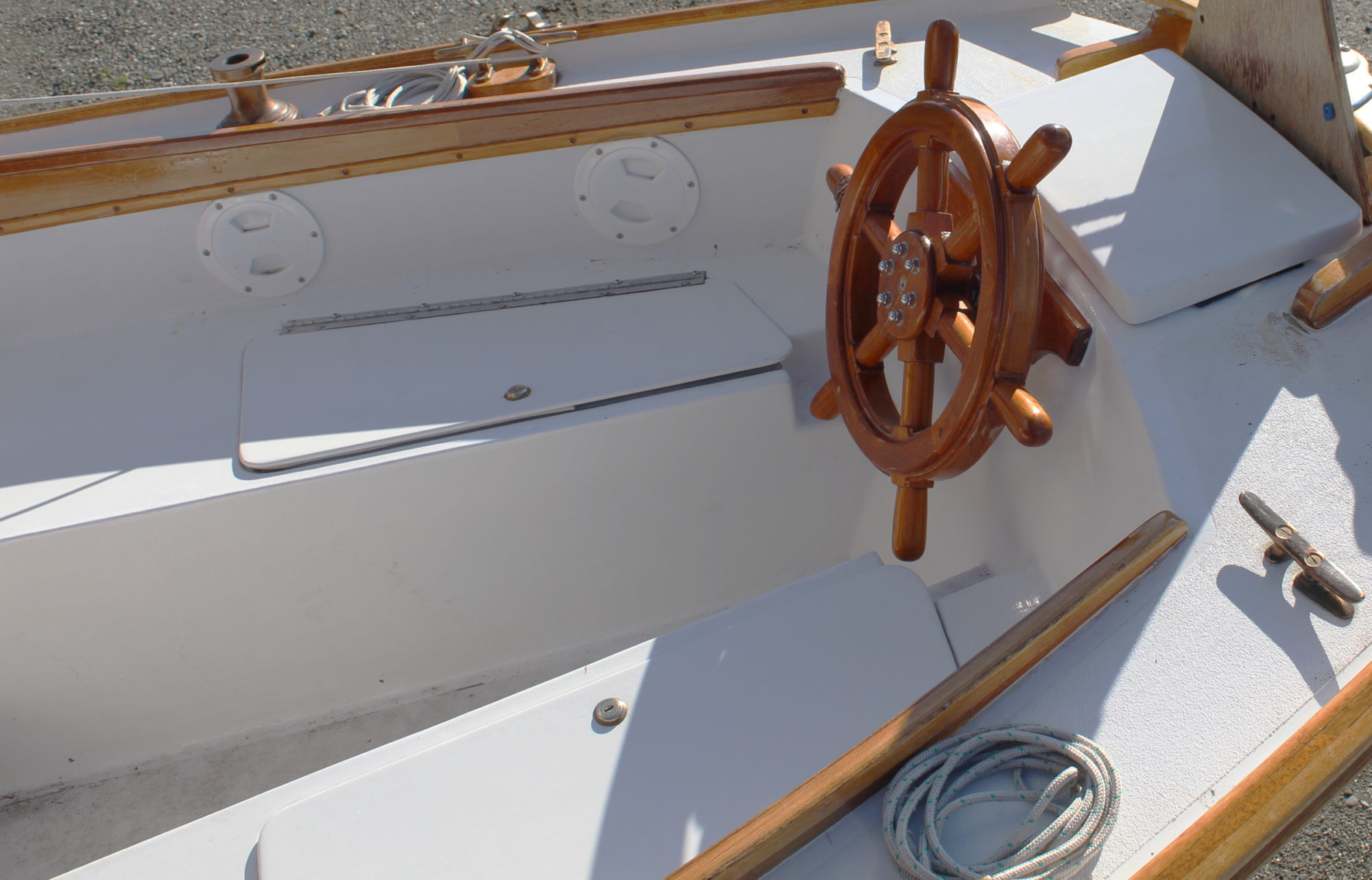 Weekender | Small Boats