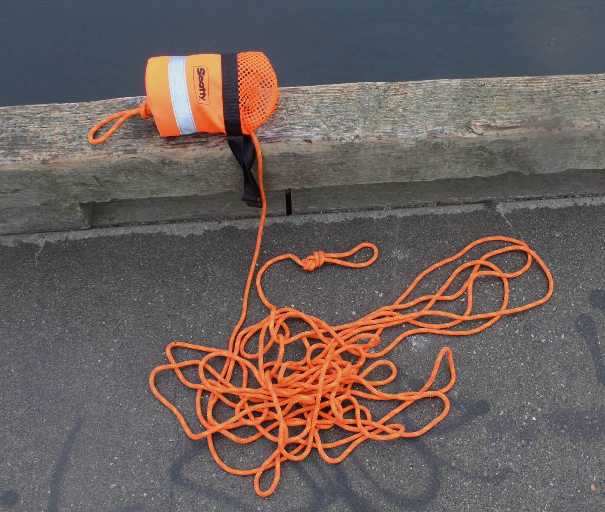 Scotty Rescue Throw Bag | Small Boats